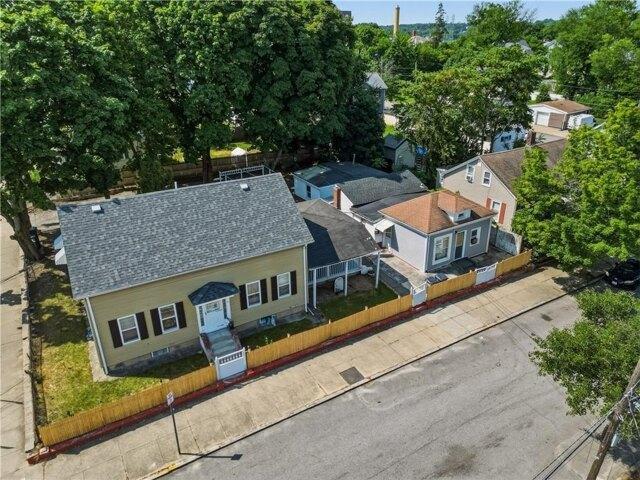 6 bedroom, Pawtucket RI 02860 104687335