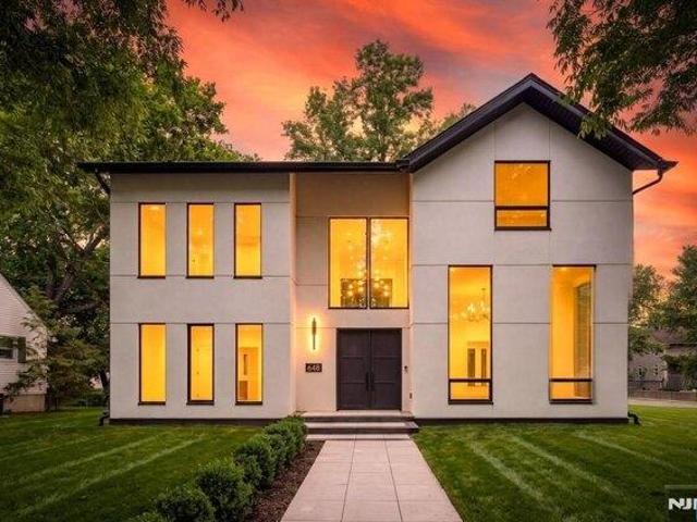 6 bedroom, Paramus NJ 07652 103666196