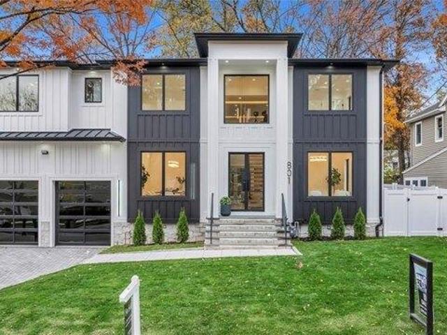 6 bedroom, Paramus NJ 07652 104511856