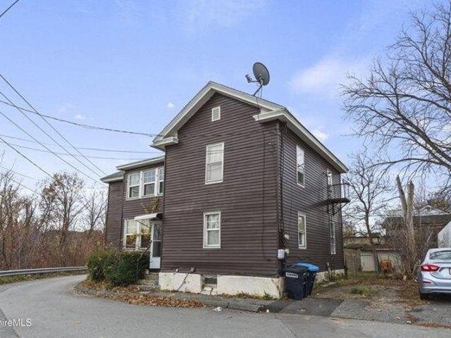 6 bedroom, Pittsfield MA 01201 102063784