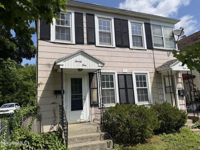 6 bedroom, Pittsfield MA 01201 104609210