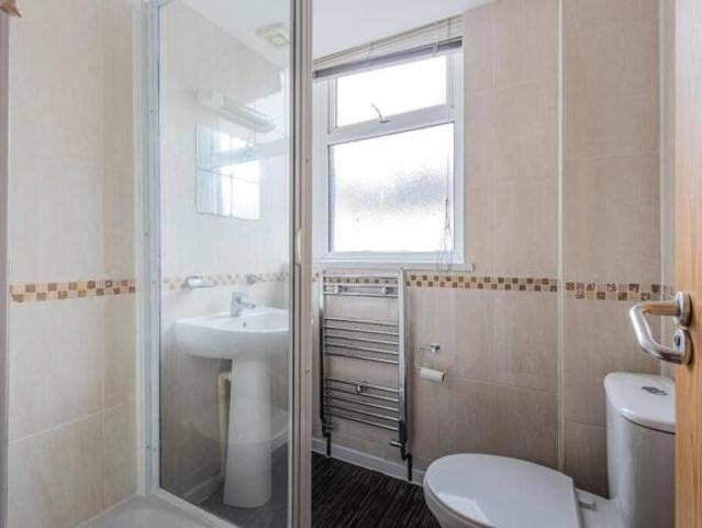 6 bedroom private hall for rent in Rhymney Street, Cathays, CF24
