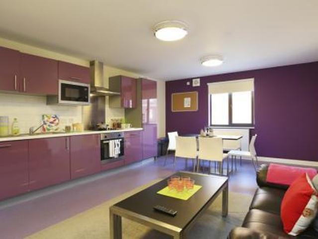 6 bedroom private halls to rent
