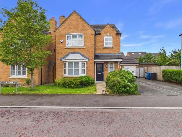 6 Bedroom Property