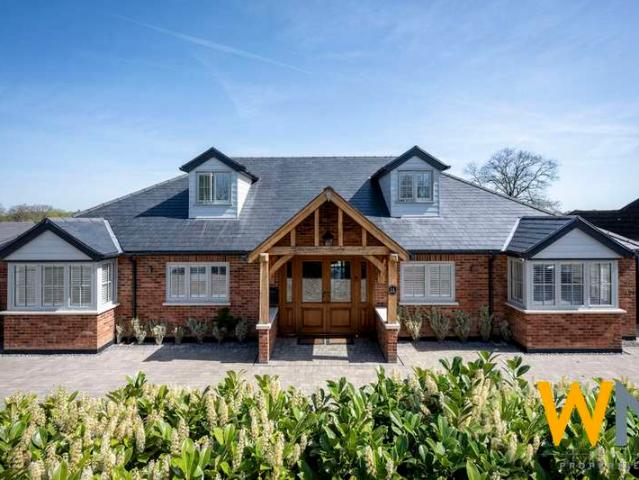 6 Bedroom Property