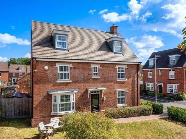 6 Bedroom Property