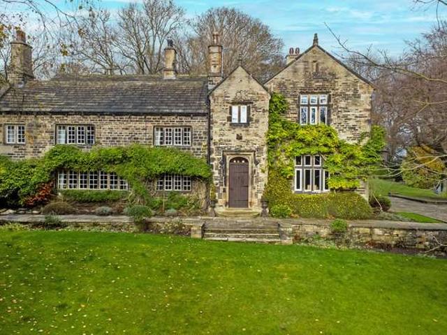 6 Bedroom Property