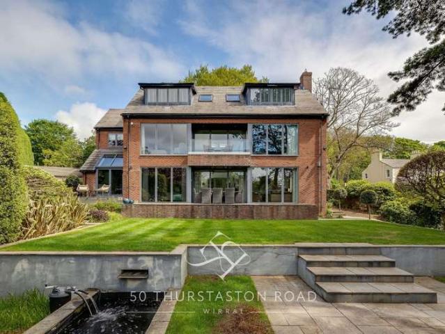6 Bedroom Property