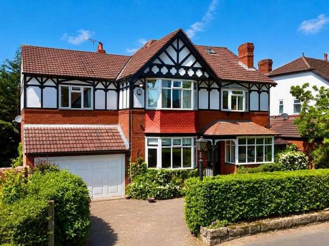6 Bedroom Property