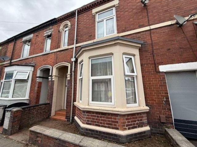 6 Bedroom Property