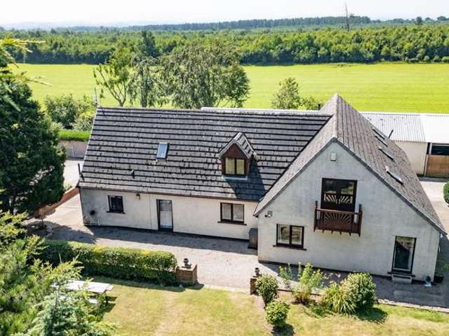 6 Bedroom Property