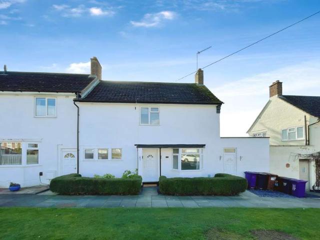6 Bedroom Property