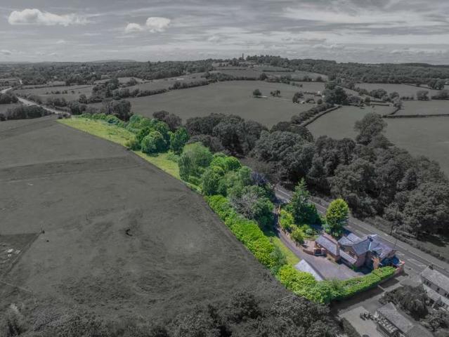 6 Bedroom Property