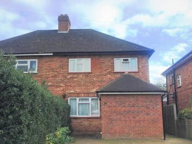 6 bedroom property for rent in 39 Lynwood Avenue TW20