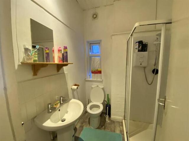 6 bedroom property for rent in Belgrave Avenue, Victoria Park, £135pppw, M14