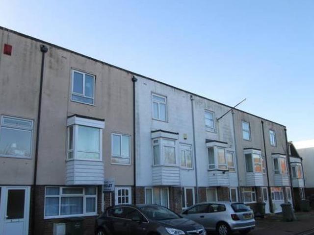 6 bedroom property for rent in Belmont Street Southsea Portsmouth PO5