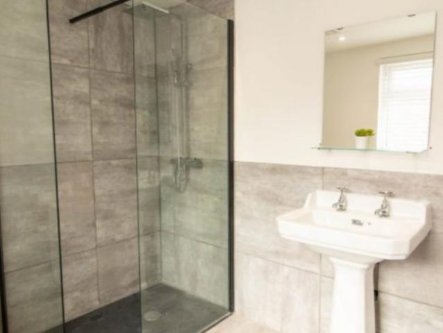 6 bedroom property for rent in Dell Street, Liverpool, L7