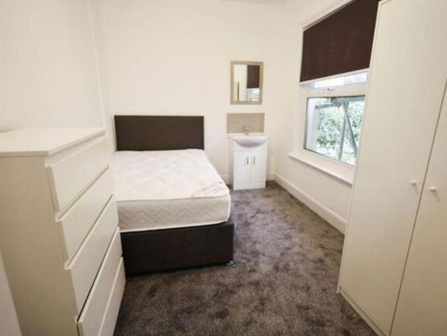 6 bedroom property for rent in Drummond Road, Bournemouth, BH1