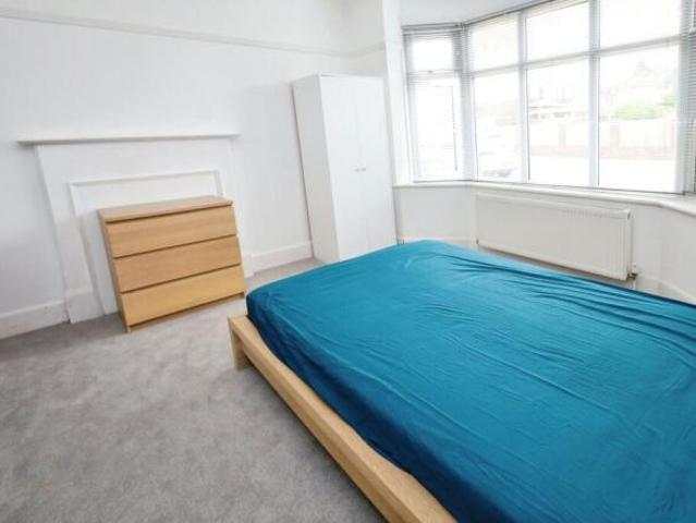 6 bedroom property for rent in Easter Road, Bournemouth, BH9