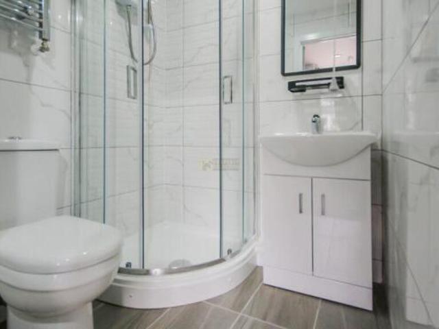 6 bedroom property for rent in Hubert Road, Selly Oak, Birmingham, B29 6ES, B29