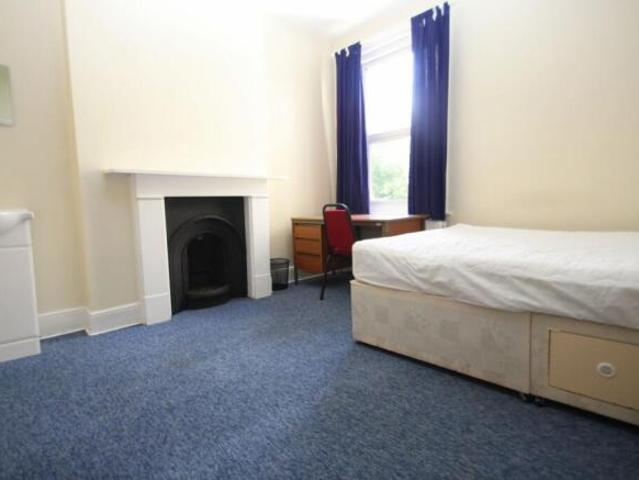 6 bedroom property for rent in Southcote Road, Bournemouth, BH1
