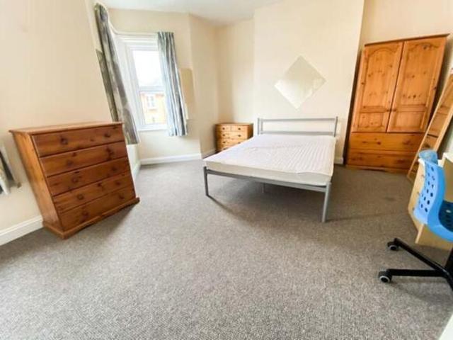6 bedroom property for rent in Waterloo Road, Bournemouth, BH9