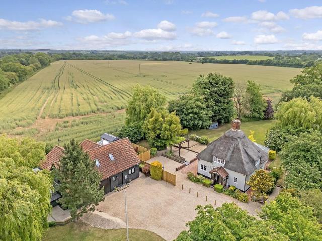 6 bedroom property for sale