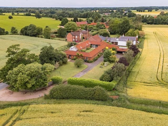 6 bedroom property for sale