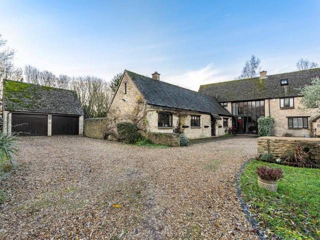 6 bedroom property for sale