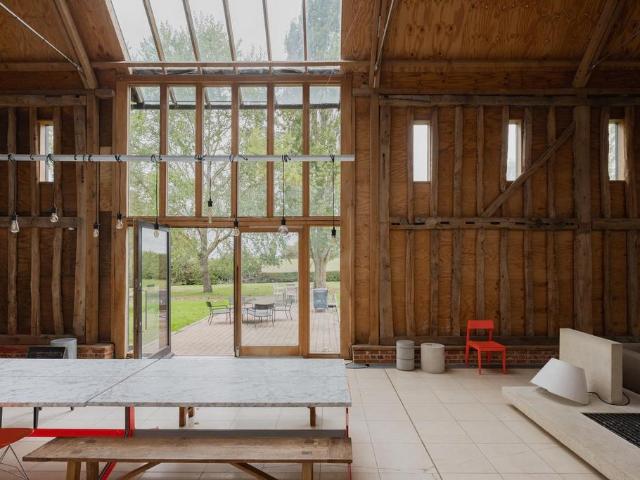 6 bedroom property for sale