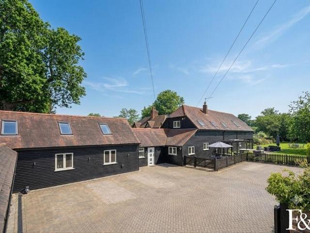 6 bedroom property for sale