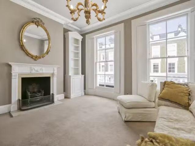 6 bedroom property to let in Alderney Street, Pimlico, London.