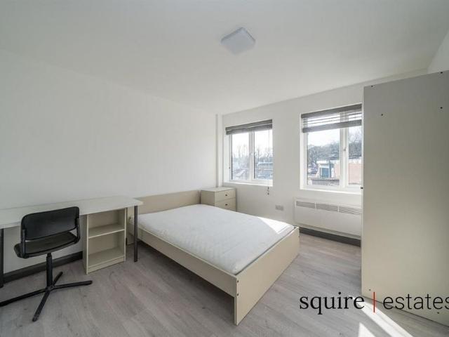 6 bedroom property to rent
