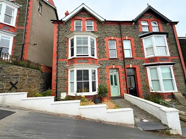 6 Bedroom Property To Rent In Trefor Road, Aberystwyth, SY23