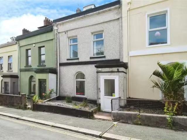 6 bedroom Property to rent, Prospect Street, Plymouth, PL4 £5.