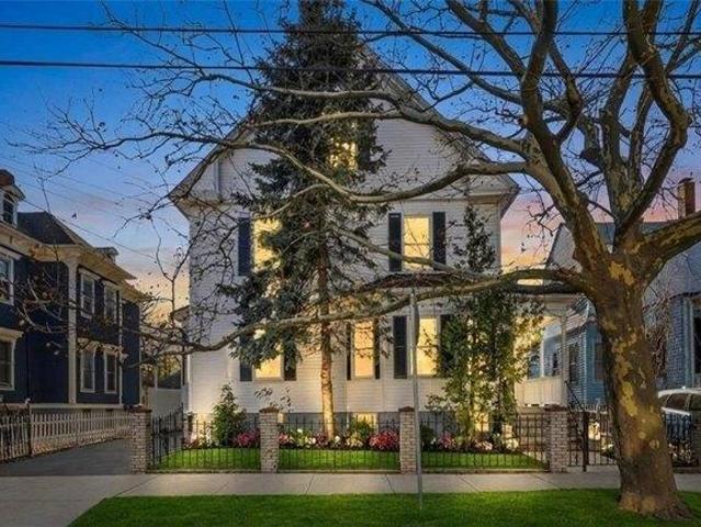 6 bedroom, Providence RI 02907 101801367
