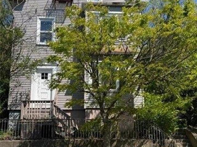 6 bedroom, Providence RI 02904 LS102442949