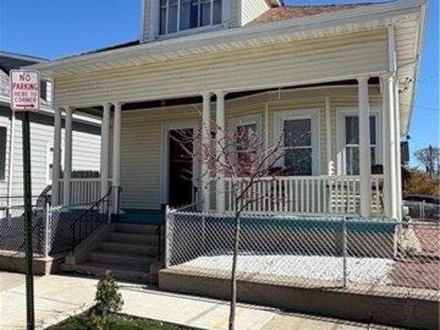 6 bedroom, Providence RI 02905 104789126