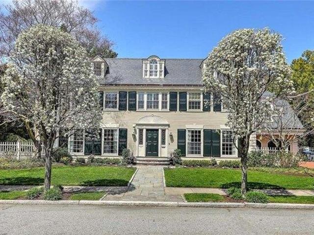 6 bedroom, Providence RI 02906 102279541