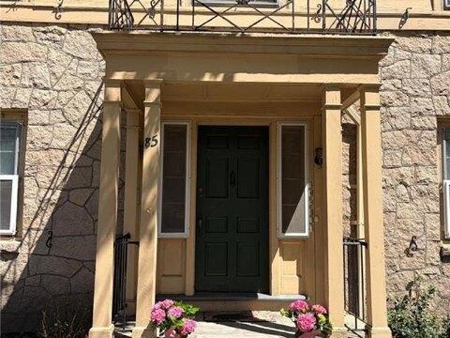 6 bedroom, Providence RI 02906 104807469