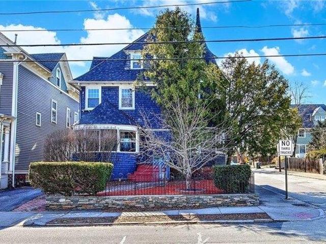 6 bedroom, Providence RI 02906 LS102860924