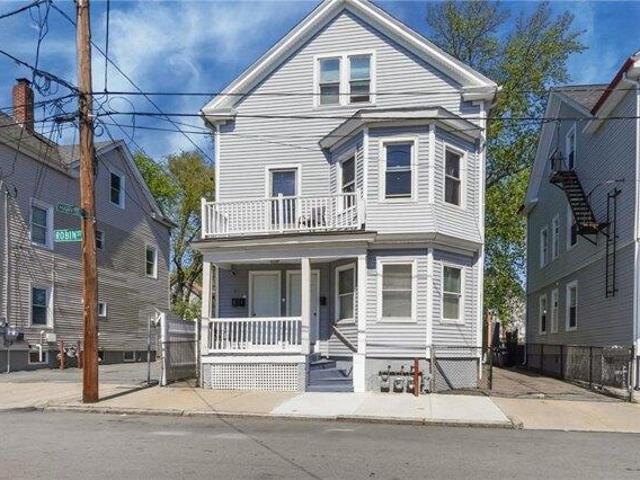 6 bedroom, Providence RI 02908 104787950