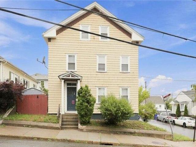 6 bedroom, Providence RI 02908 105126574