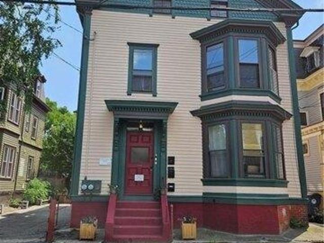 6 bedroom, Providence RI 02909 104604541