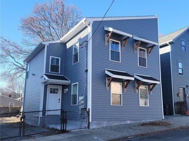 6 bedroom, Providence RI 02909 LS102478390