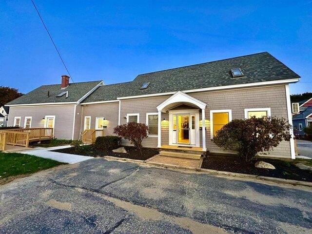 6 bedroom, Rochester NH 03867 LS102825244