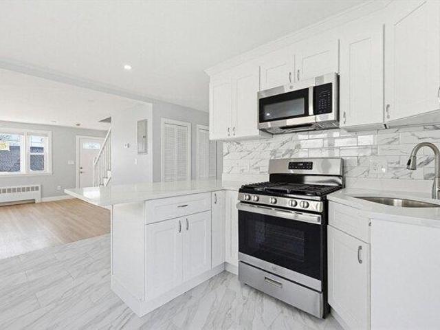6 bedroom, Revere MA 02151 101748429