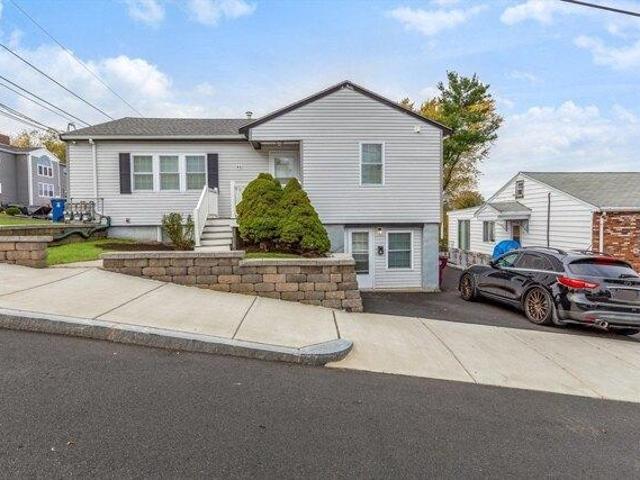 6 bedroom, Revere MA 02151 102444482