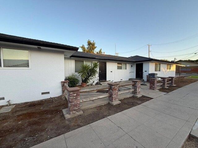 6 bedroom, Reedley CA 93654 LS96826309