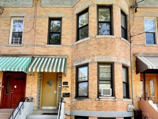 6 bedroom, RIDGEWOOD NY 11385 LS54215886